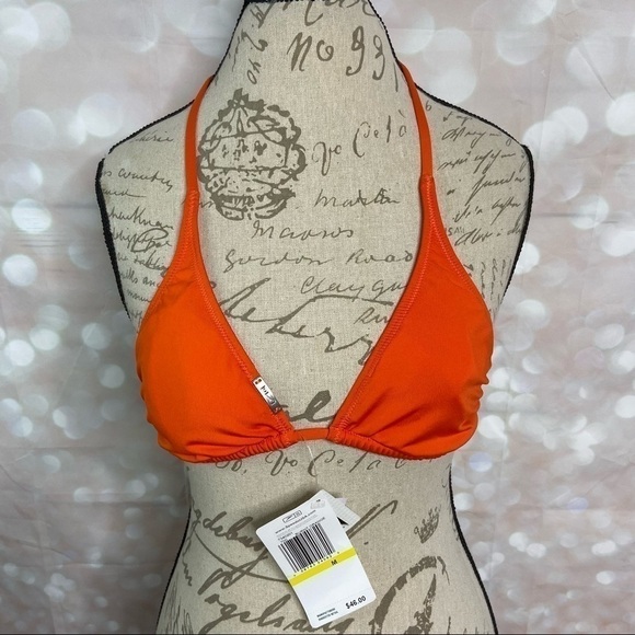Speedo | Swim | Nwt Axcelerate Triangle Bikini Top Orange M Speedo ...